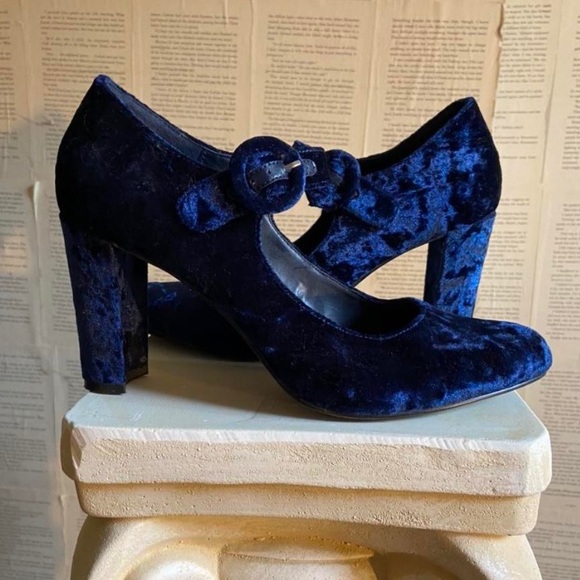 Impo | Shoes | 9s Crushed Blue Velvet Heels | Poshmark